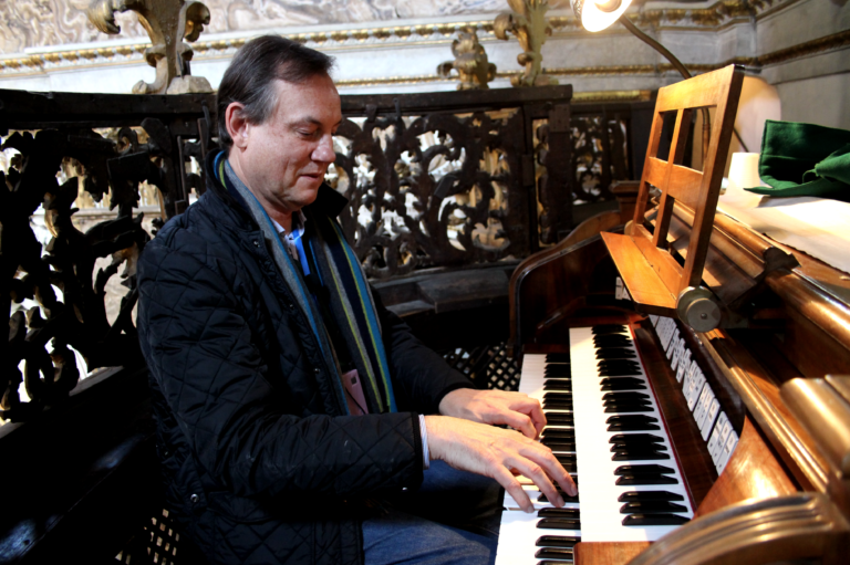 Home - Peter Medhurst